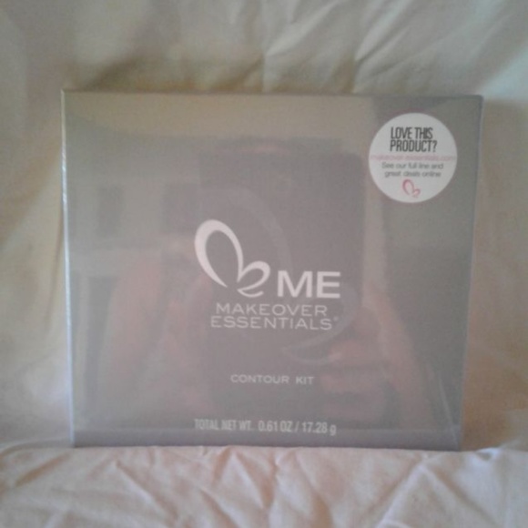 ME Makeover Essentials | Makeup | Makeover Essentials Contour Kit ...